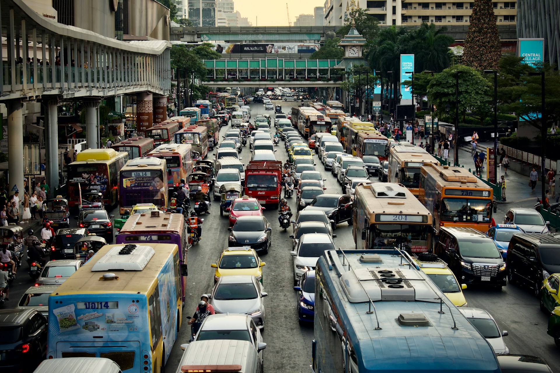 Cambio modal en la movilidad corporativa: impacto colectivo real | BUSUP
